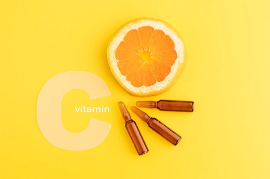 Catat! 4 Produk Skincare yang Tidak Boleh Dicampurkan dengan Serum Vitamin C